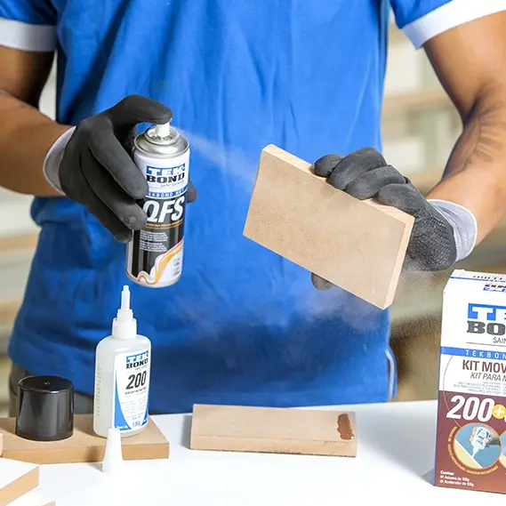 Acelerador de Cianoacrilato QFS | Tekbond.com.br